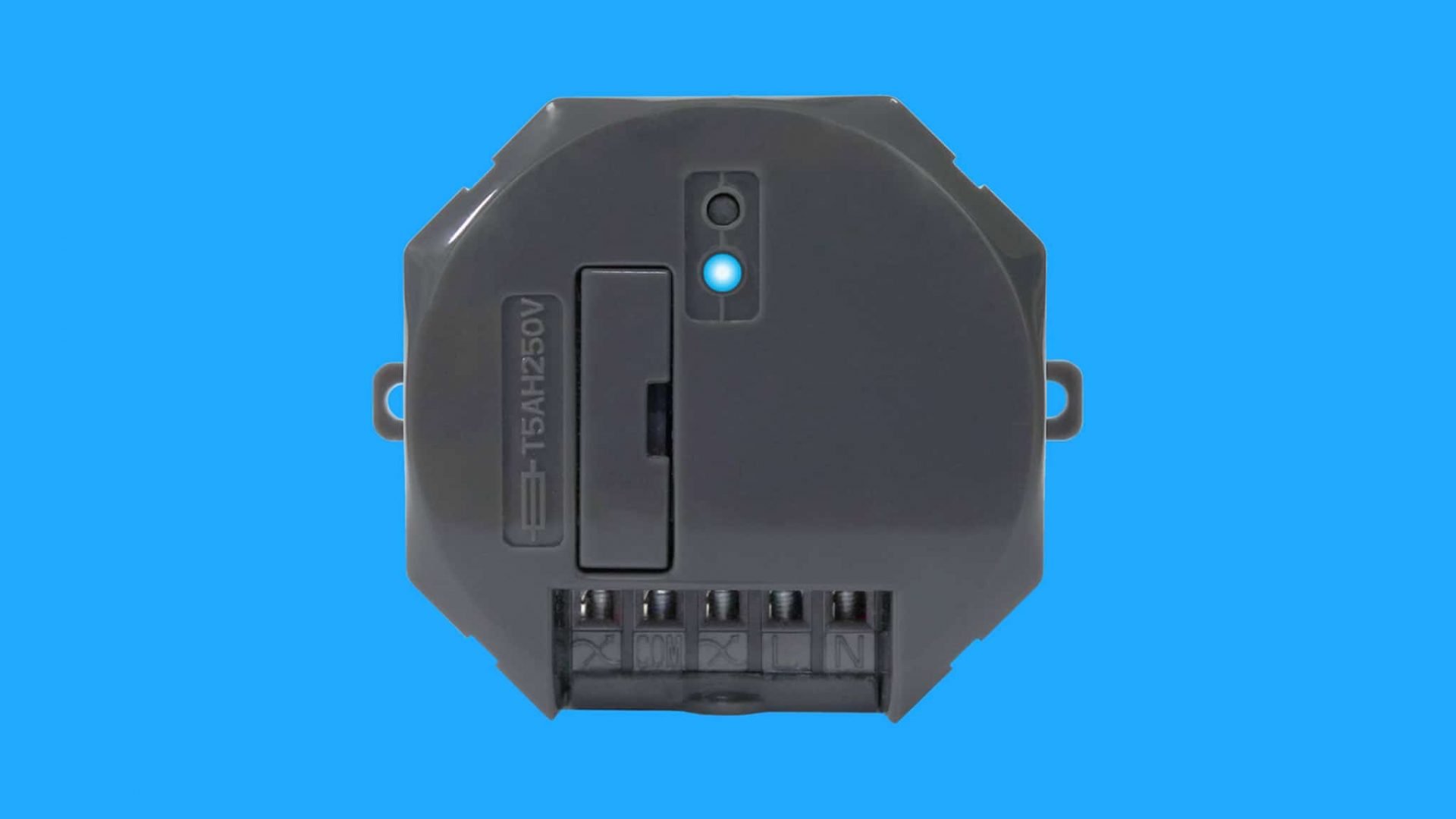 Lightwave Smart Relay Controller with HomeKit support - HomeKit Authority